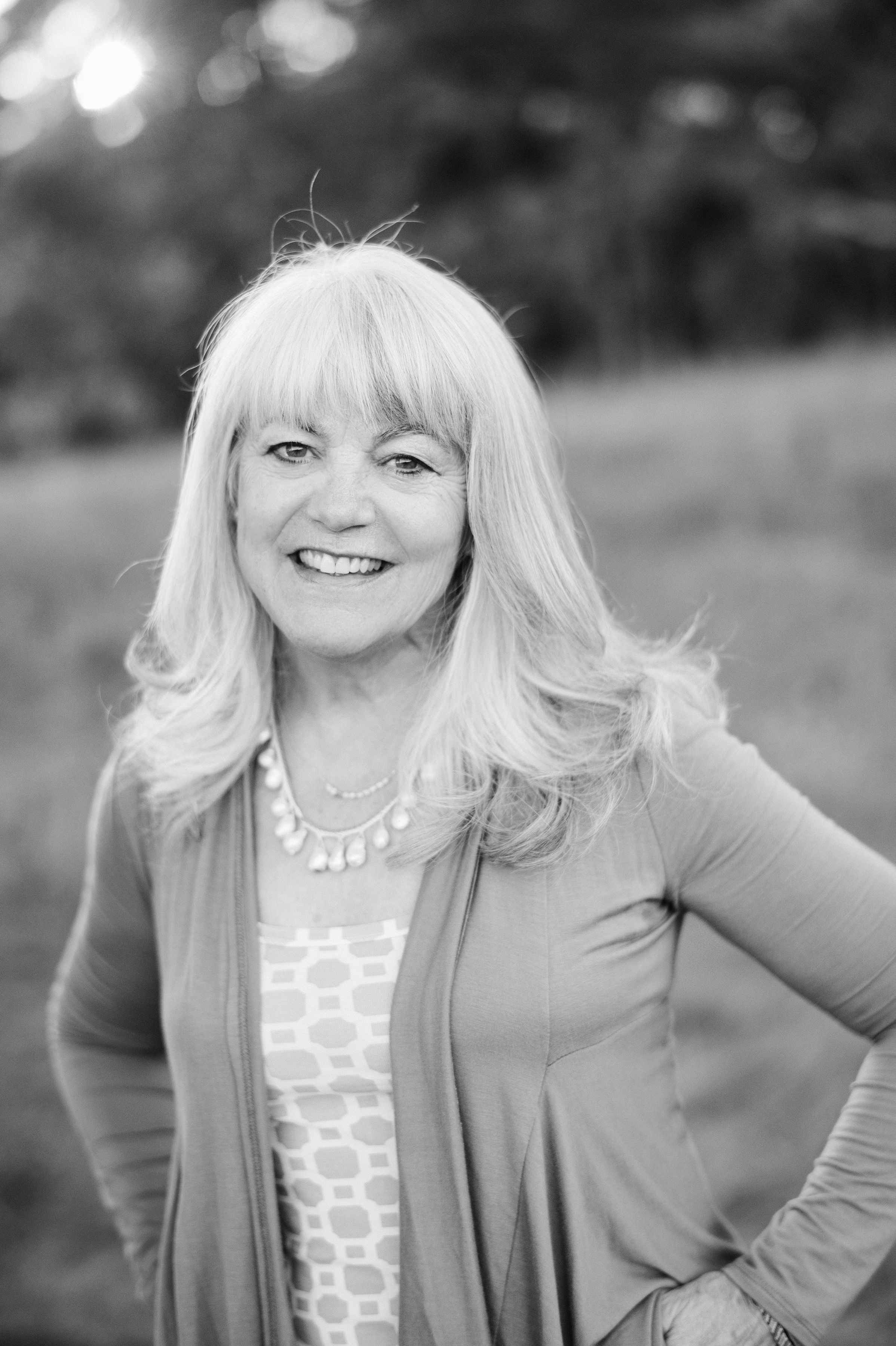 Sarah Dickenson Snyder | MockingHeart Review